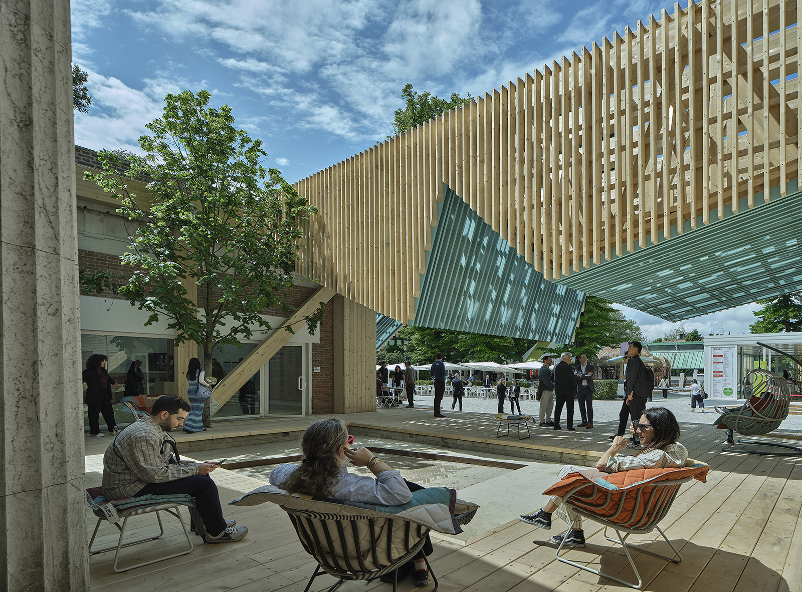 ©Tim Hursley_050725_PORCH_013 - Archisearch