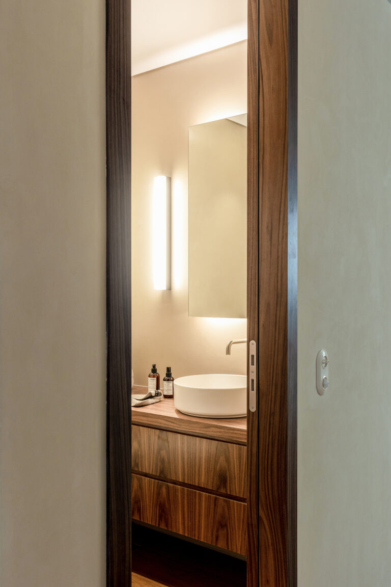 Apartment M3 renovation in Kolonaki, Athens | 4k architects in cooperation with Studio Taf