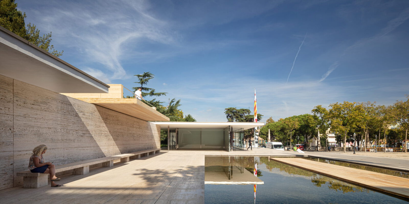 01_Mass-is-more_IAAC_Bauhaus-Earth__ph_Adria-Goula_11_full - Archisearch