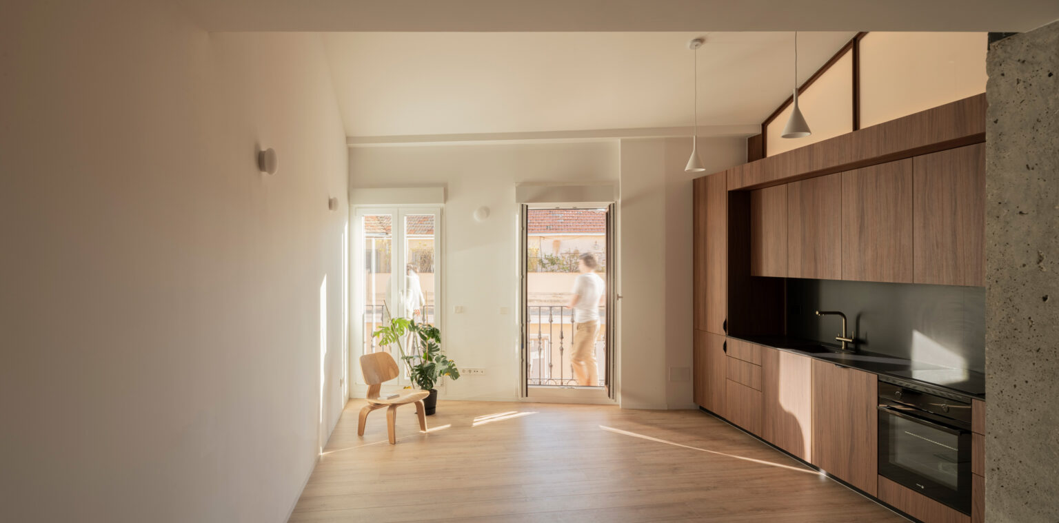 Cross House in Madrid | by JJ + Clara Guixeras - Archisearch