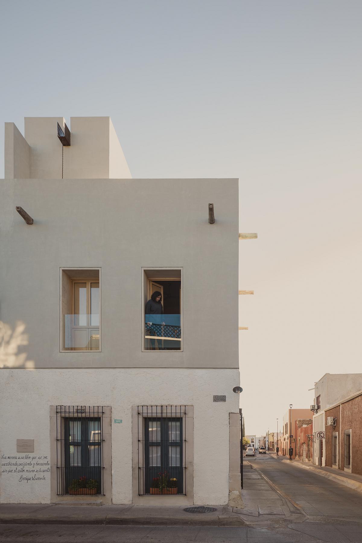 0845175d-9c43-45a5-af78-d01cb19b2751-Facade - Archisearch