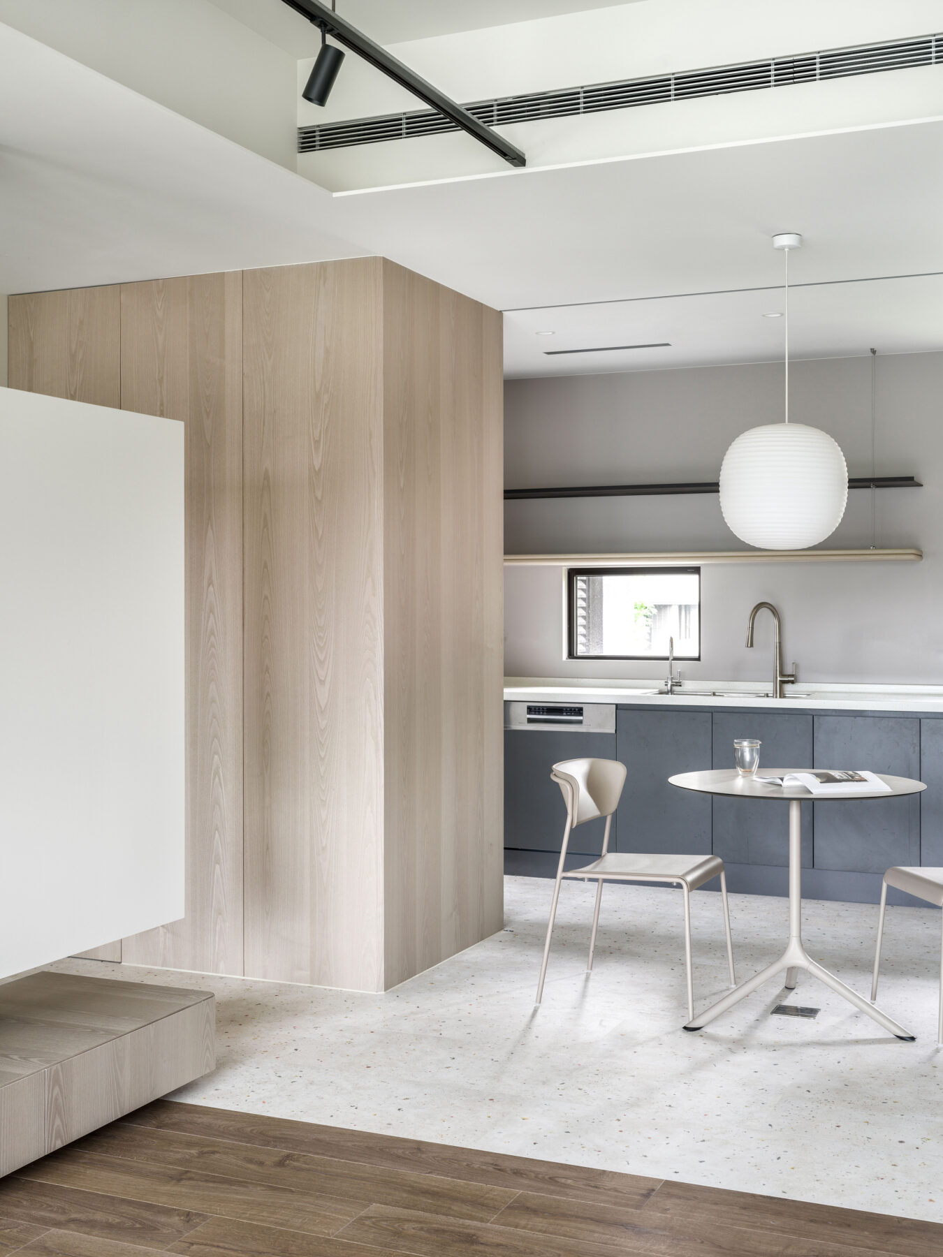 Once upon a treetop apartment in Taiwan | by AODA interior design co.