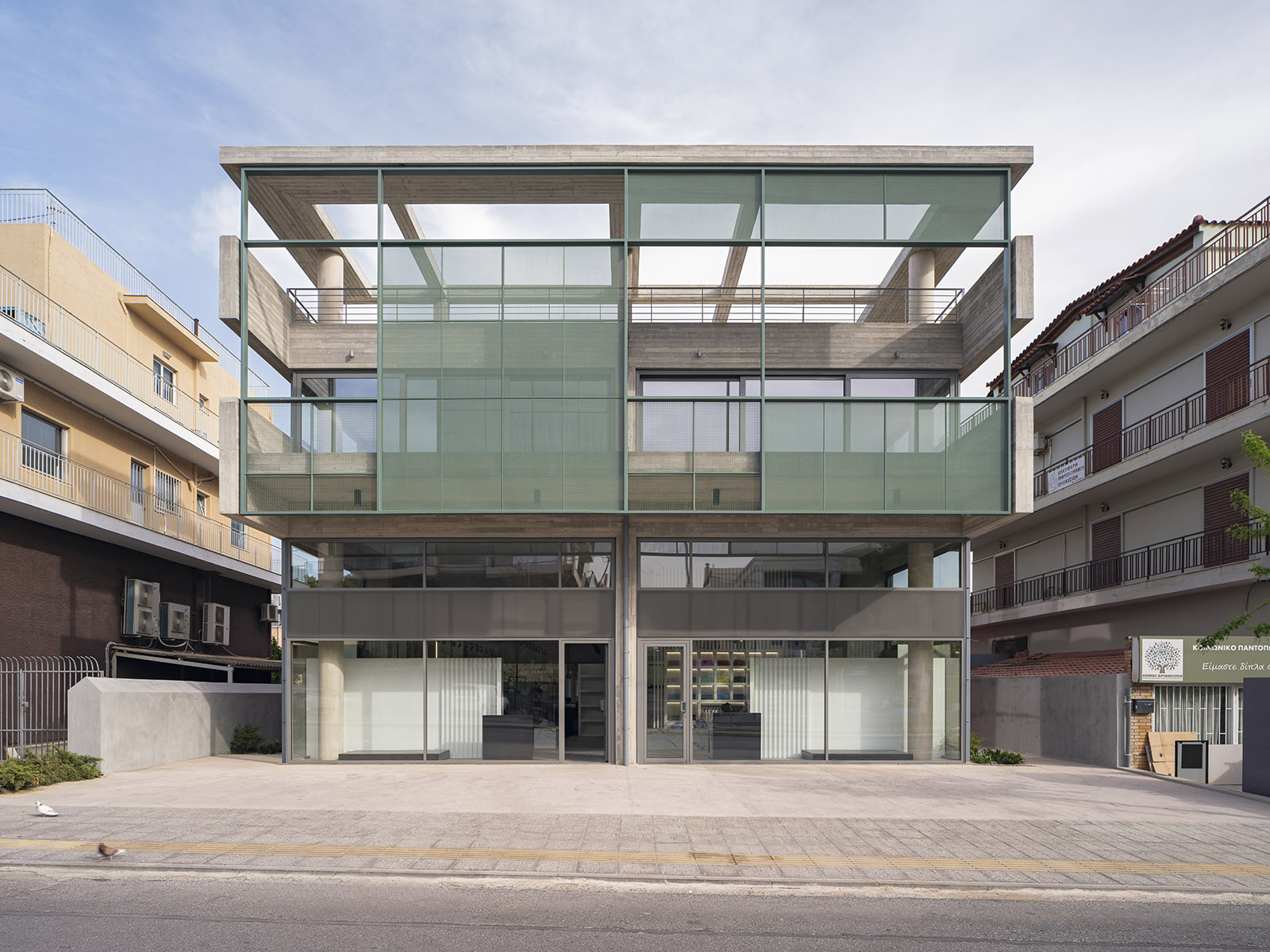 Commercial building in Northern Athens | by Charis Athanasopoulou and ...