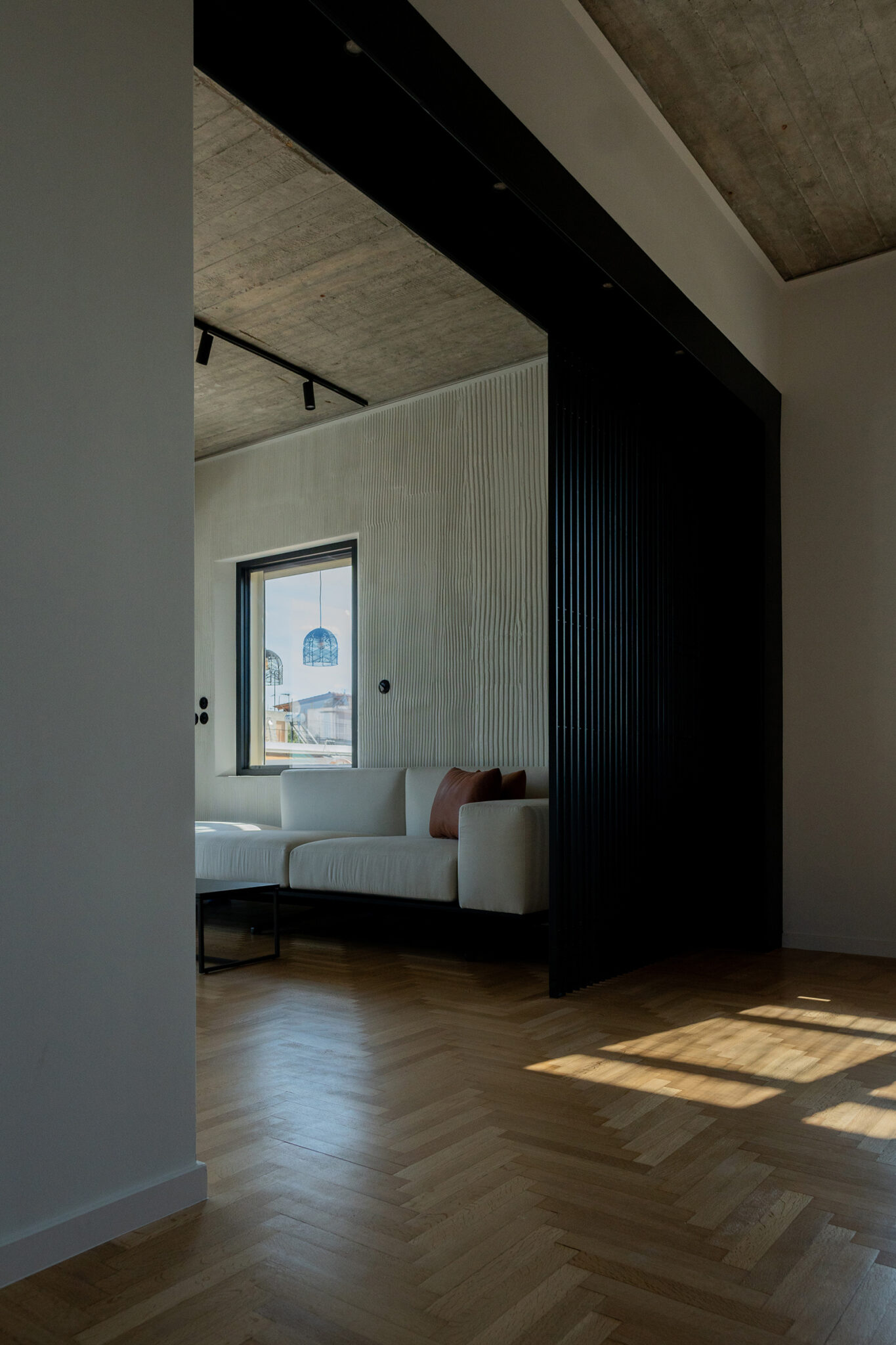 Apartment 99 & Re-tire: δύο έργα του γραφείου Mado Samiou Architecture μας συστήνουν ξανά το ...