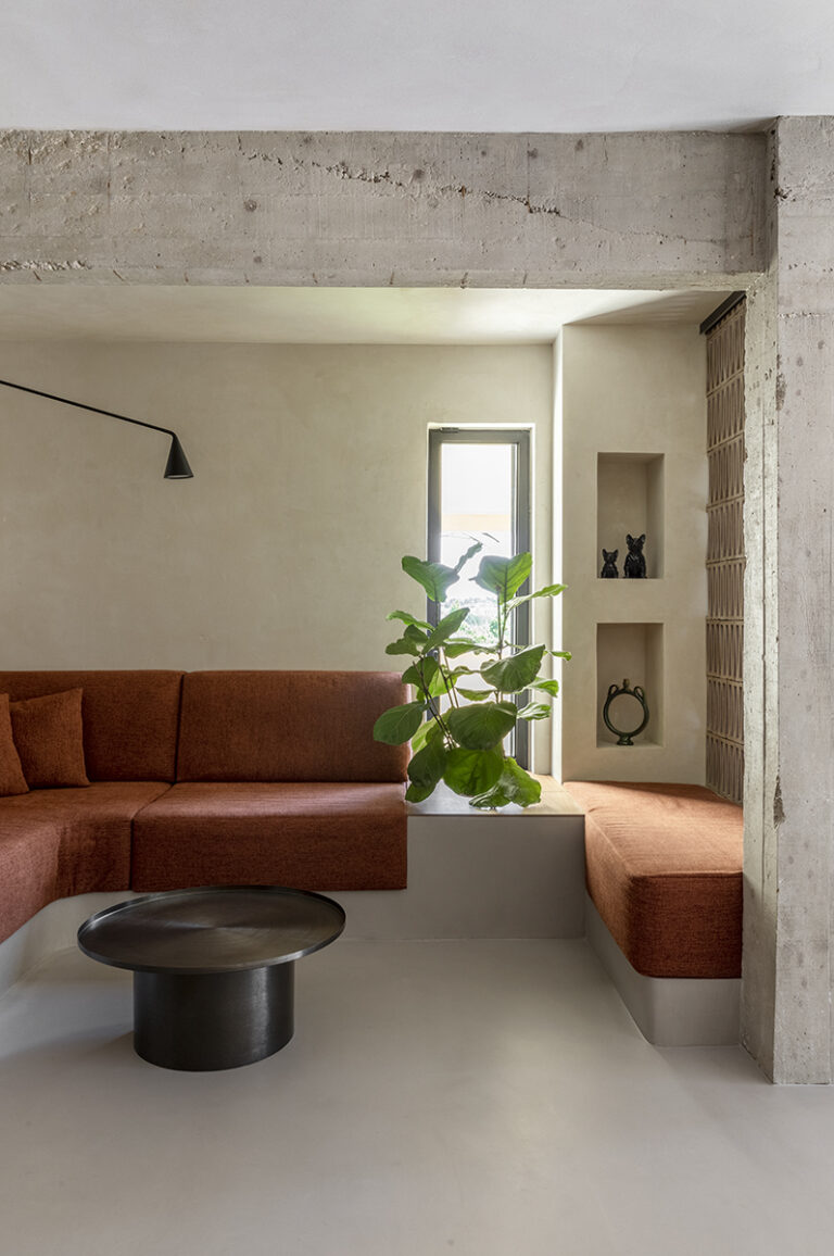 "Rude House" : STUDIOTAMAT completes an apartment inspired by the ...