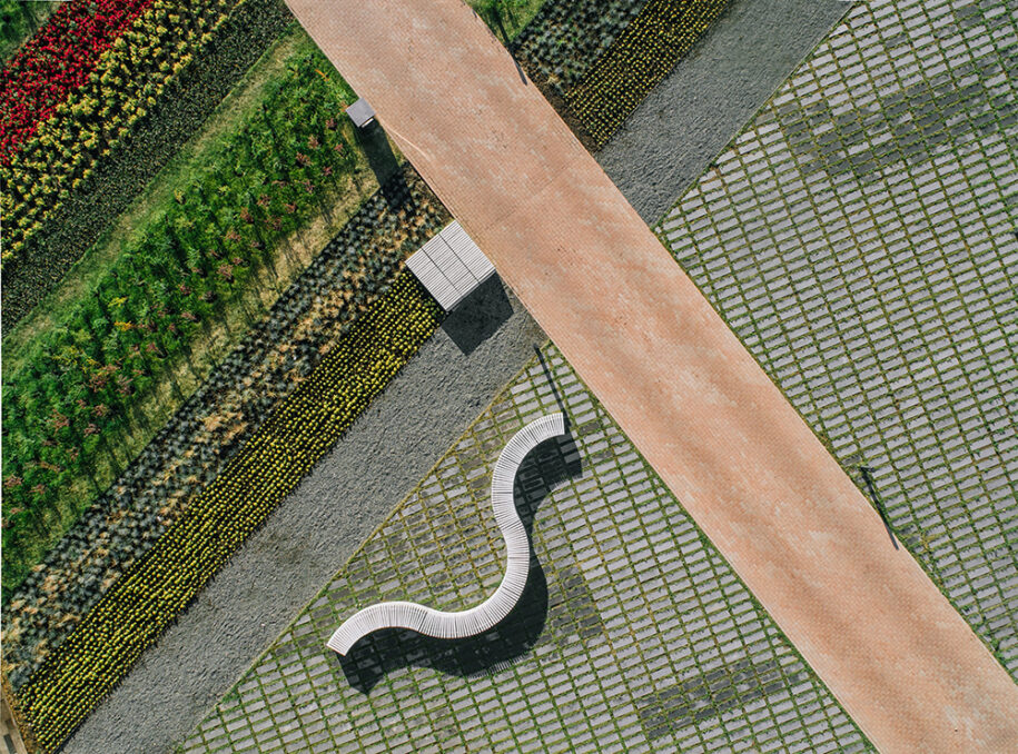 DROM converts Azatlyk Square in Russia into a lively contemporary ...