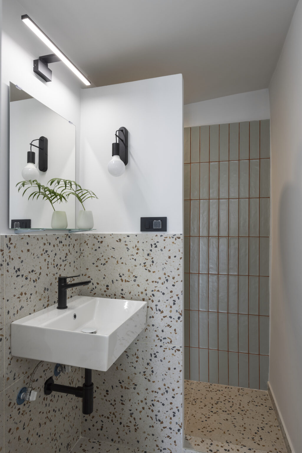 Box-in-a-box in Pagkrati | by AR03412 STUDIO - Archisearch