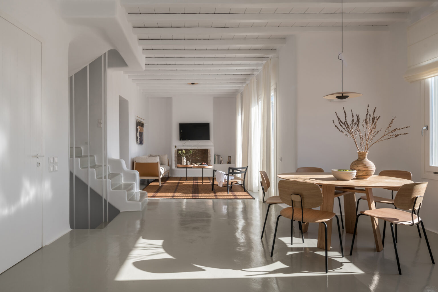 Rediscovering Mediterranean wellness - "Mykonos Esti" A family-friendly retreat in the heart of ...