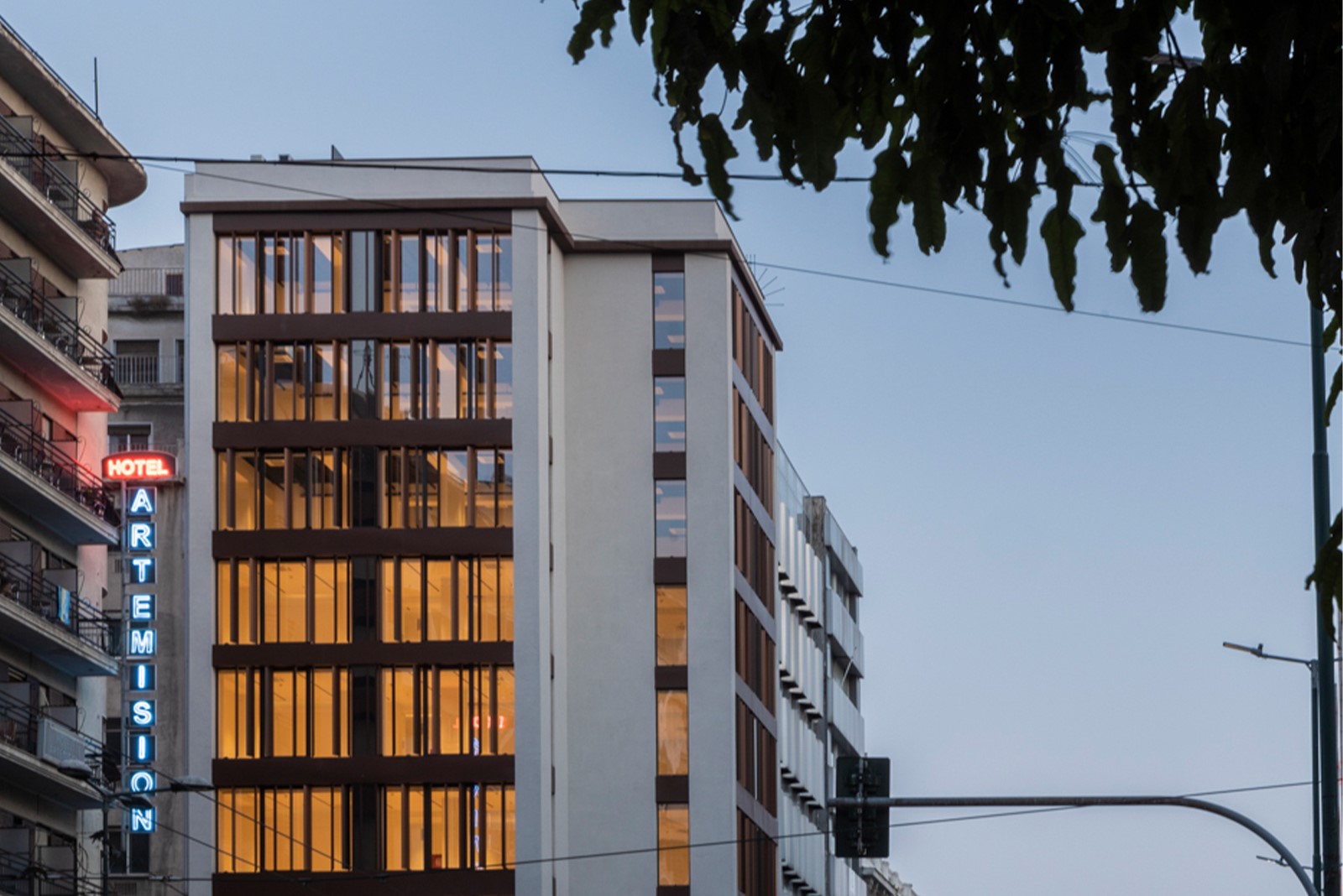 'The Wings – Veranzerou Office Building' in Omonoia, Athens | Deda ...