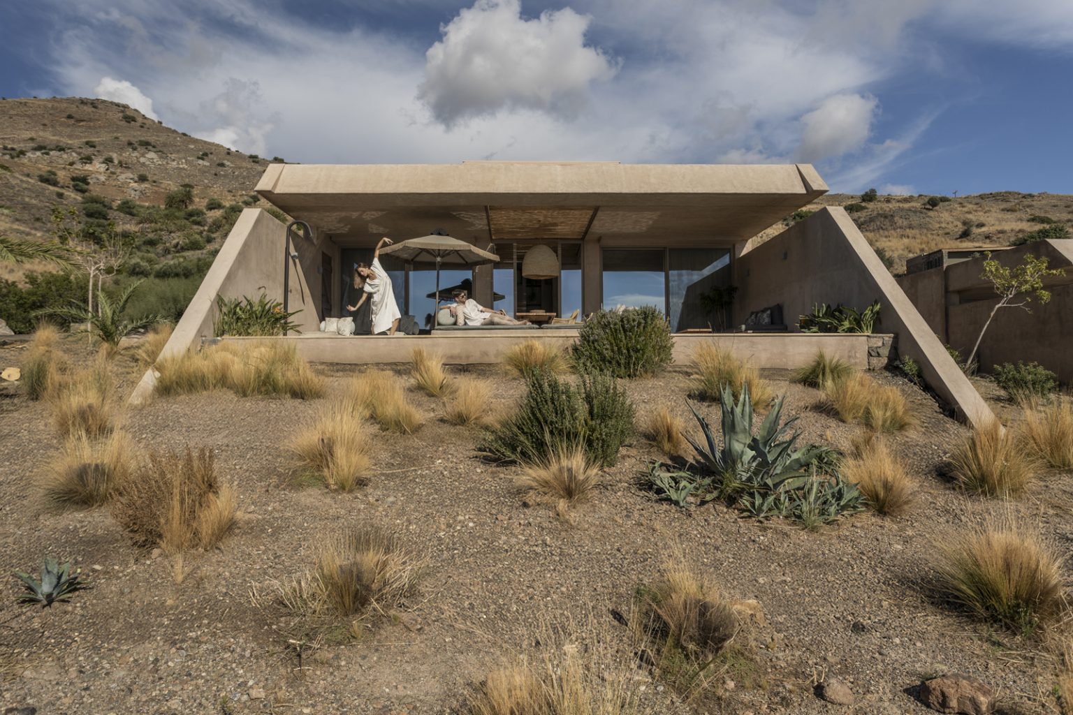 Hospitality Atmospheres: οι BS Architects σχεδίασαν το ξενοδοχείο ...