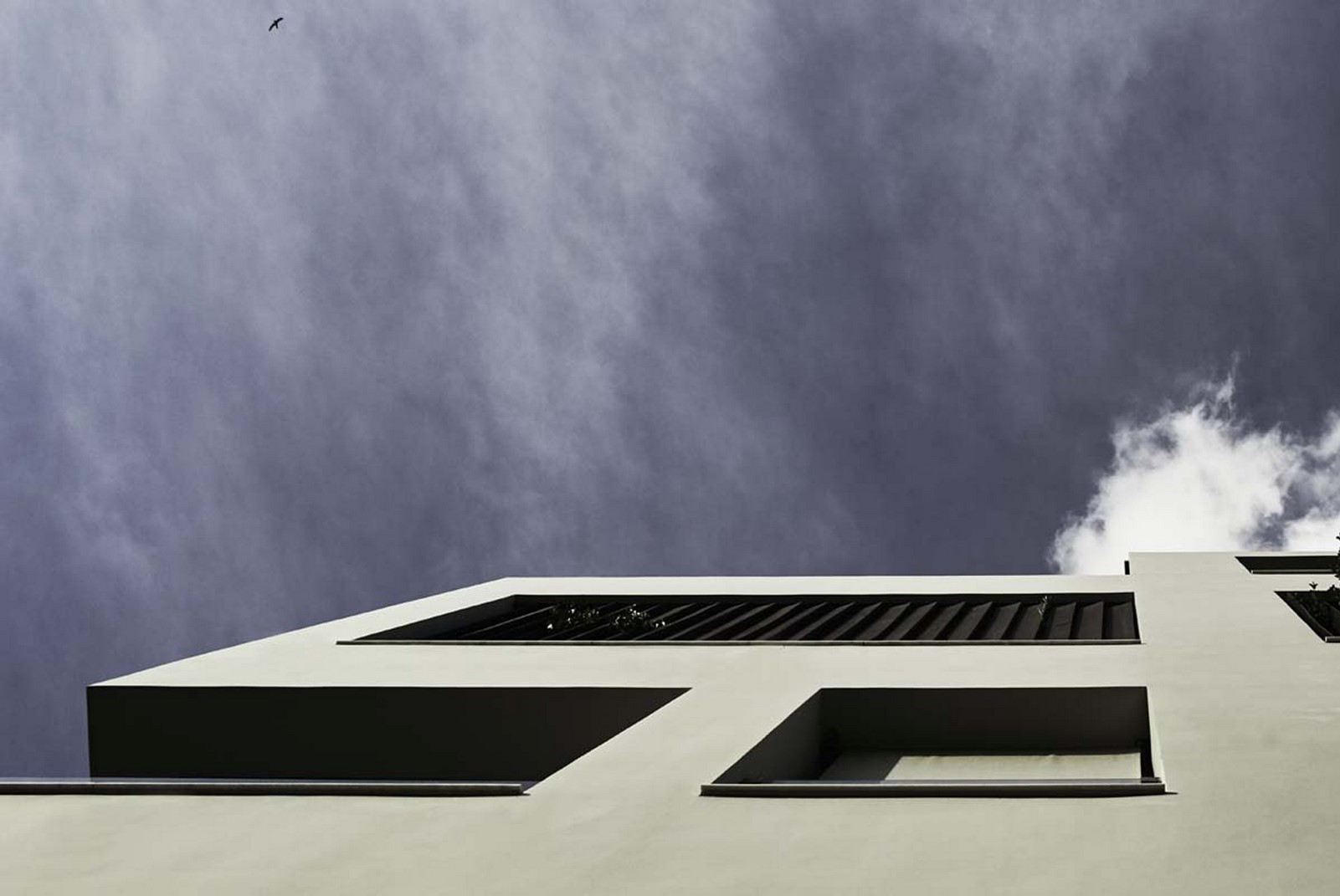 Sustainable flat of residences by Aspect Architects
