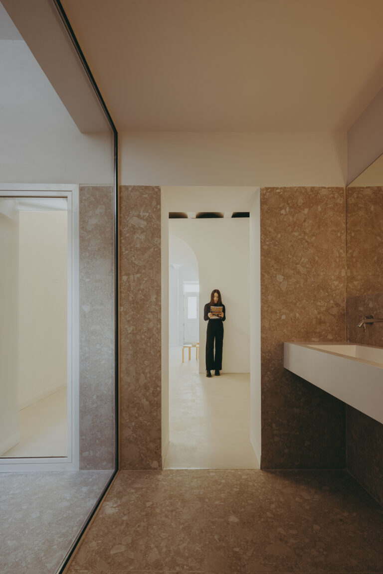 Casa en el Cabanyal | by Enguídanos Marzo Arquitectos - Archisearch