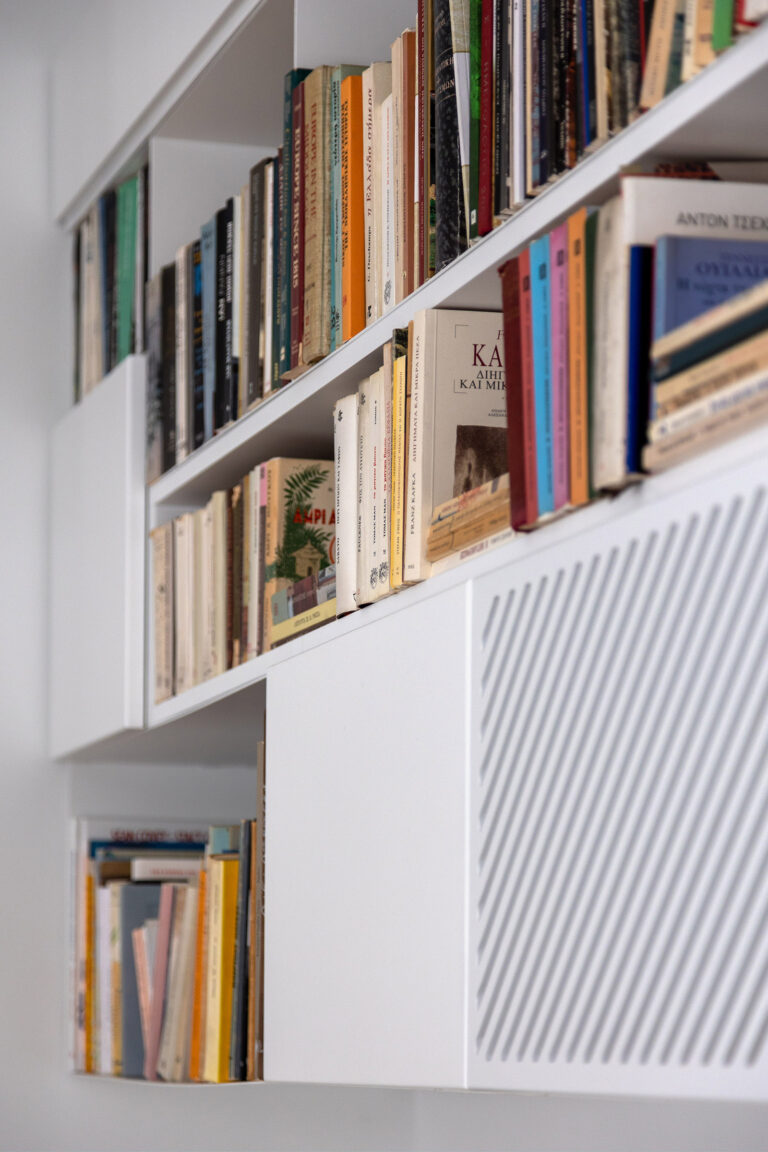 Acropolis 13: an apartment renovation by architect Natalia Bazaiou in the historic center of ...