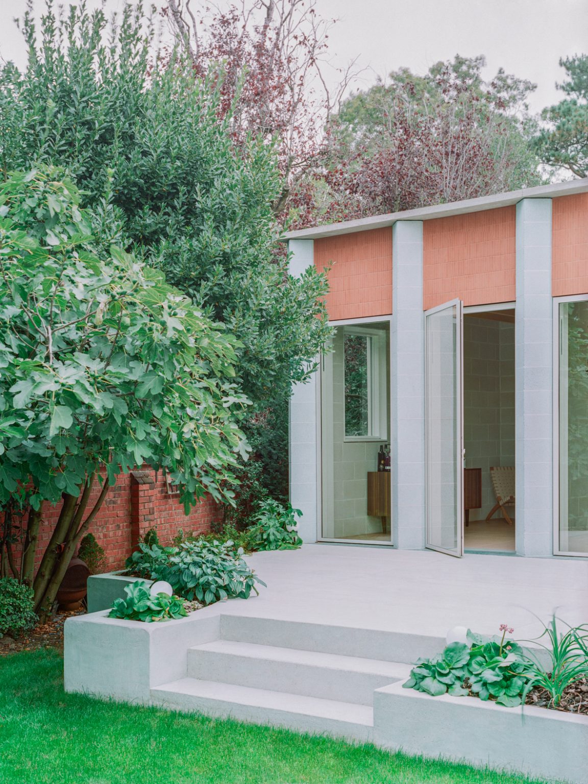 Architecture in Colour: Triangle House by Artefact is a Caribbean ...