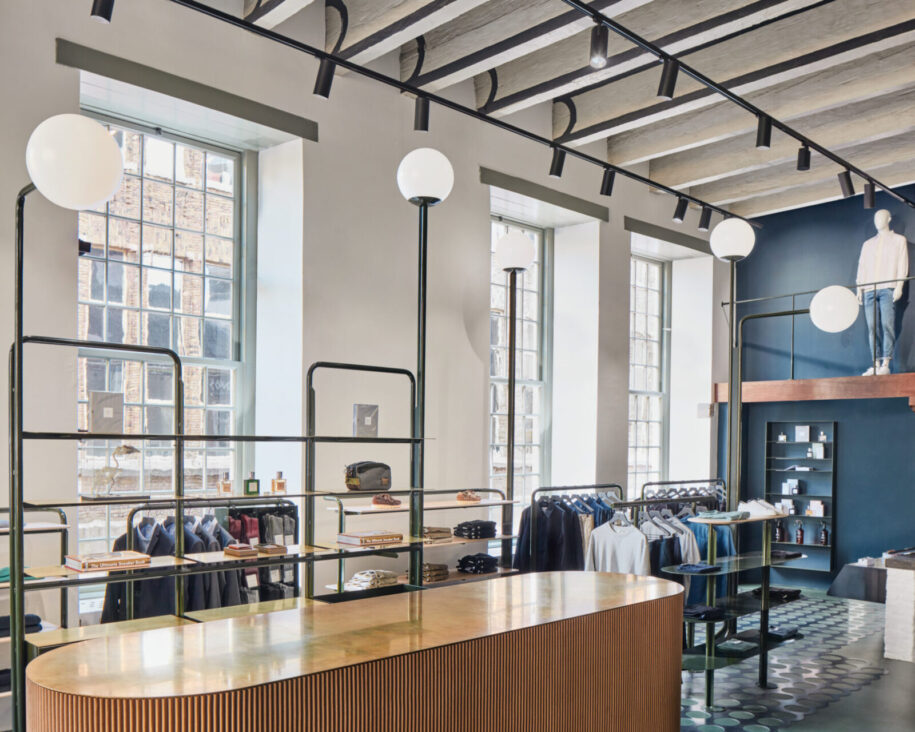 COEF-shop in Utrecht, Netherlands | Carbon Studio & KUUB