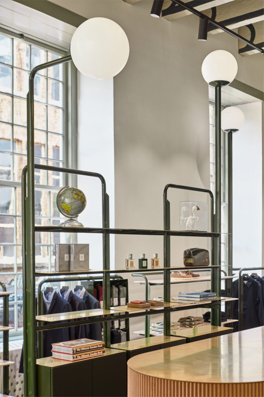 COEF-shop in Utrecht, Netherlands | Carbon Studio & KUUB