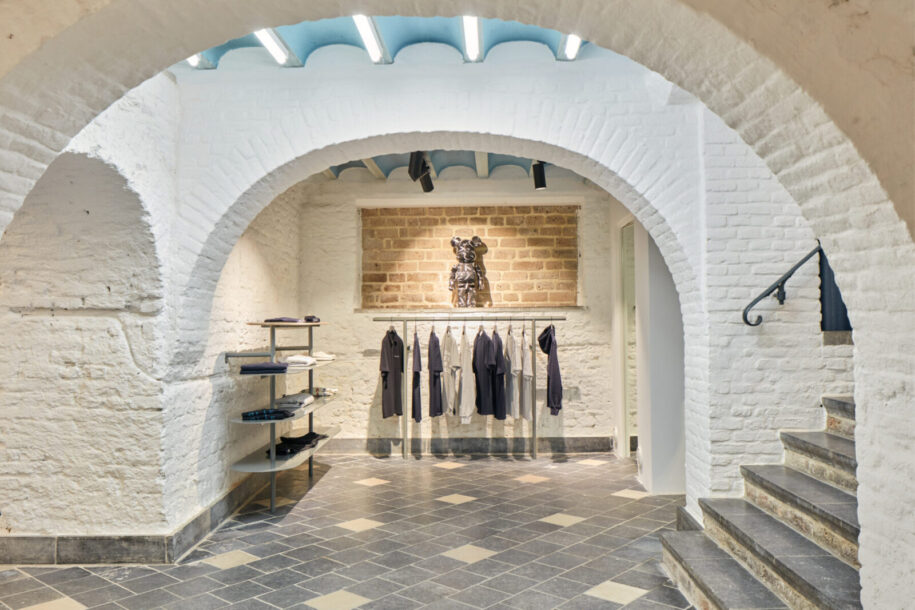 COEF-shop in Utrecht, Netherlands | Carbon Studio & KUUB
