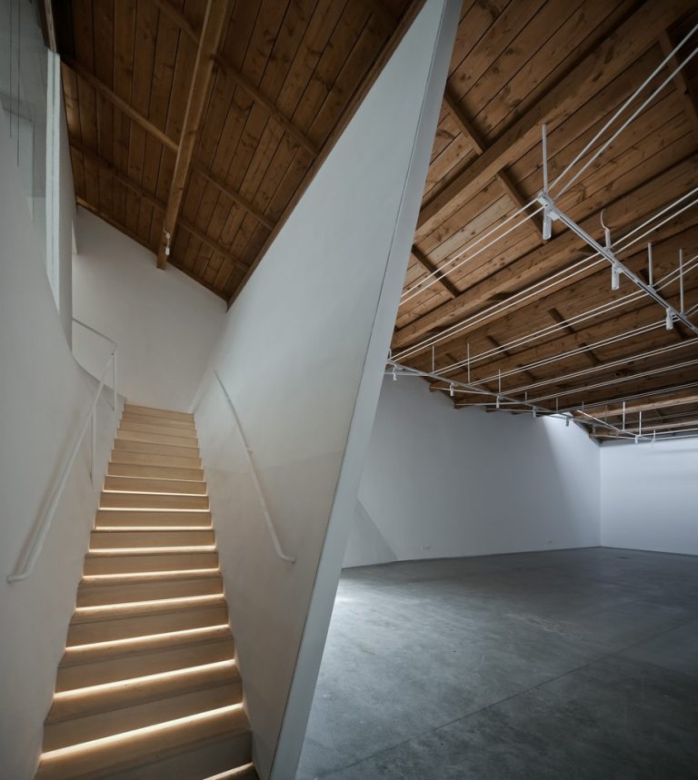 Archi-Union Architects designed Chi She bulging facade from recycled bricks