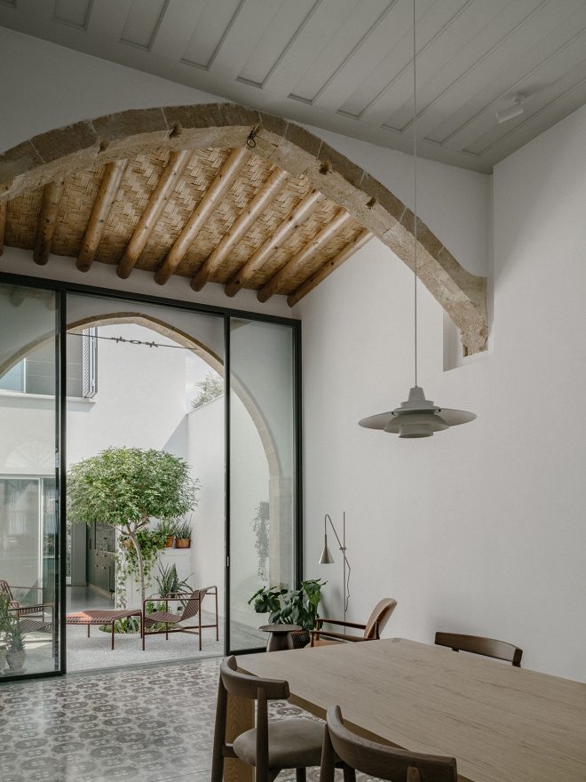 Courtyard House-24-2- High Res - Archisearch