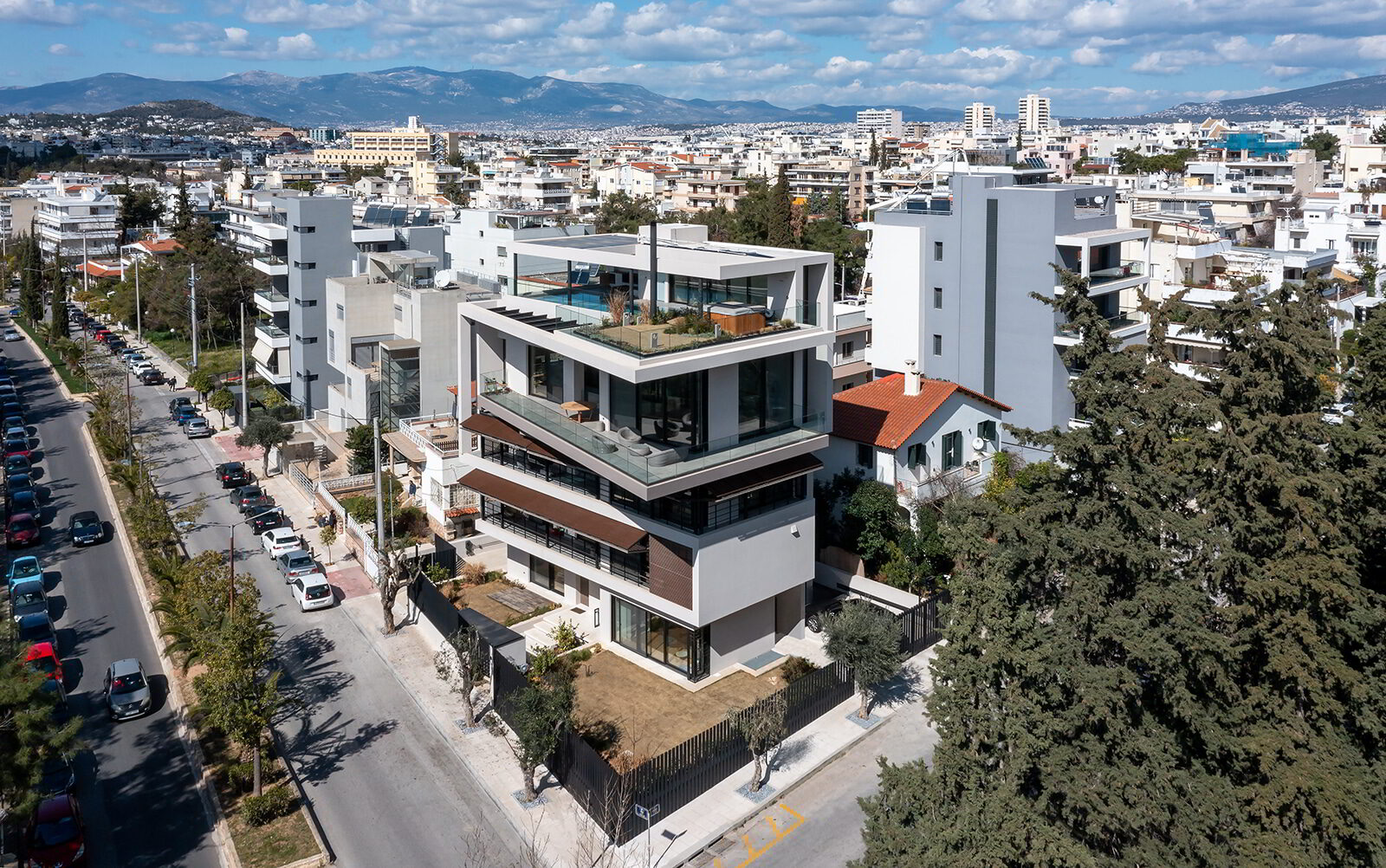 Η σφήνα | Σχεδιασμός κατοικίας στου Παπάγου από το γραφείο Dire Architects