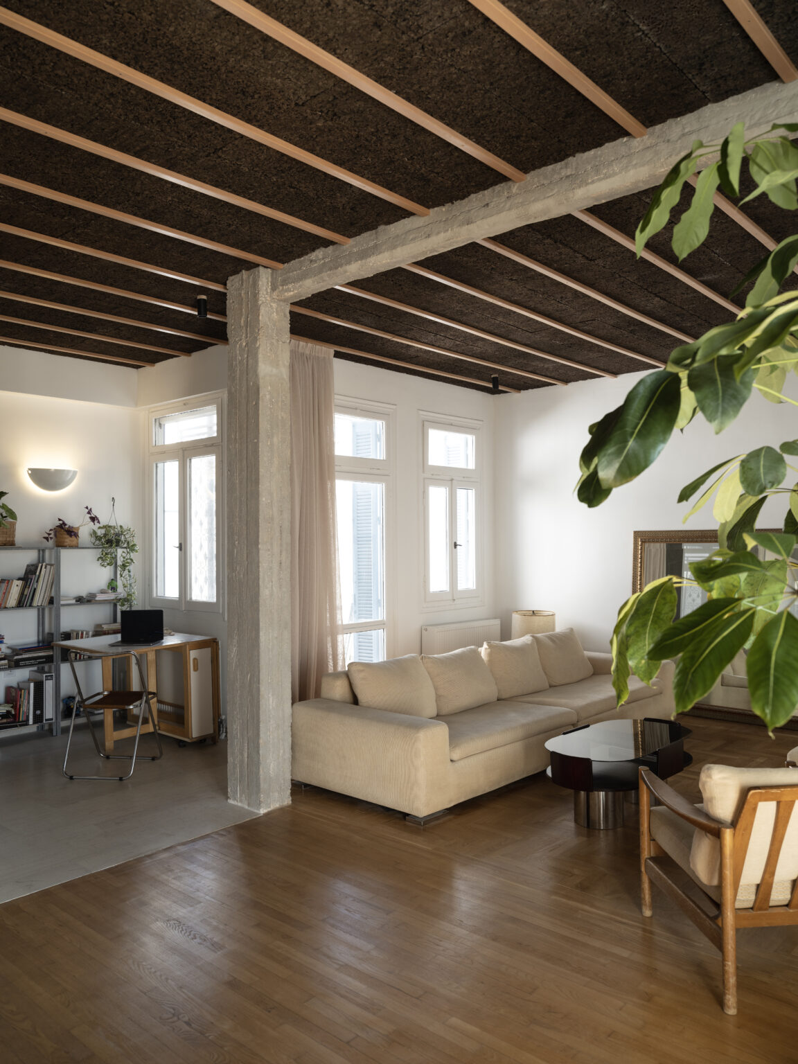 Platia Amerikis apartment refurbishment | KAN atelier - Archisearch