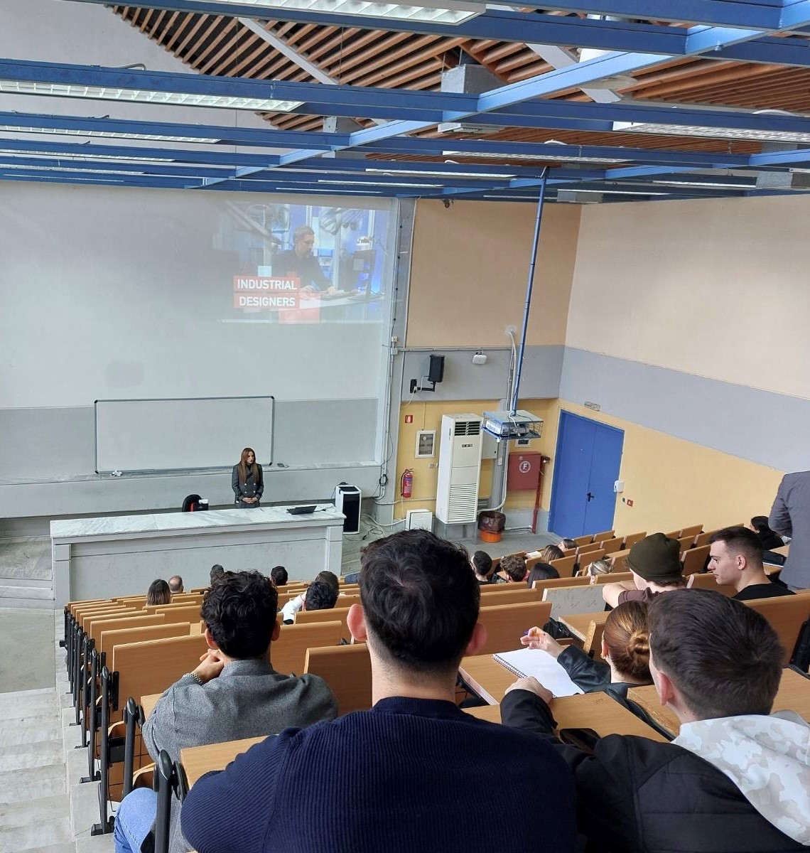 Εκπαίδευση και βιομηχανία σε κοινή πορεία: Η Europa στο Δημοκρίτειο ...