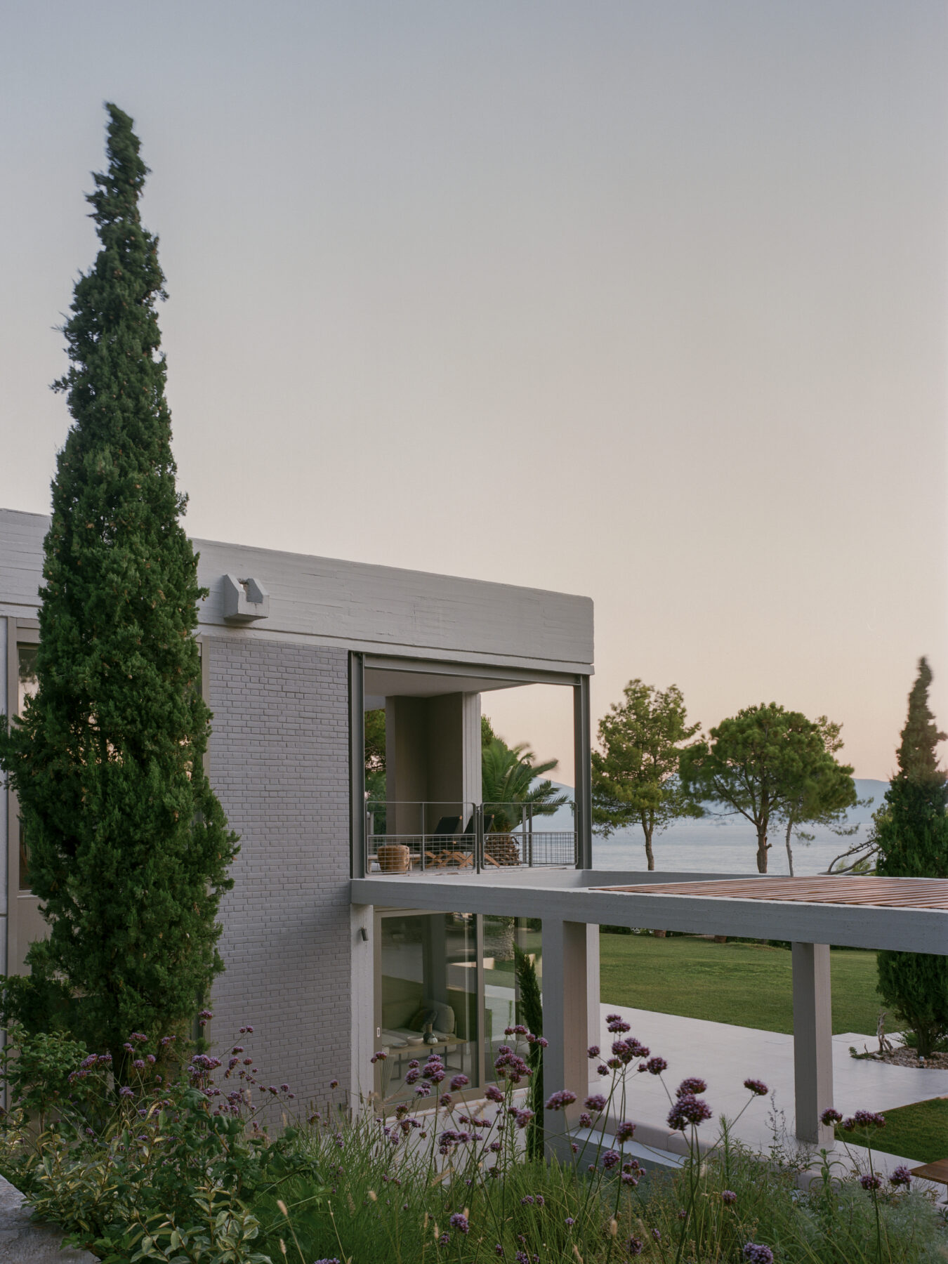 Grid House by Νeiheiser Argyros in Evoia, Greece - Archisearch