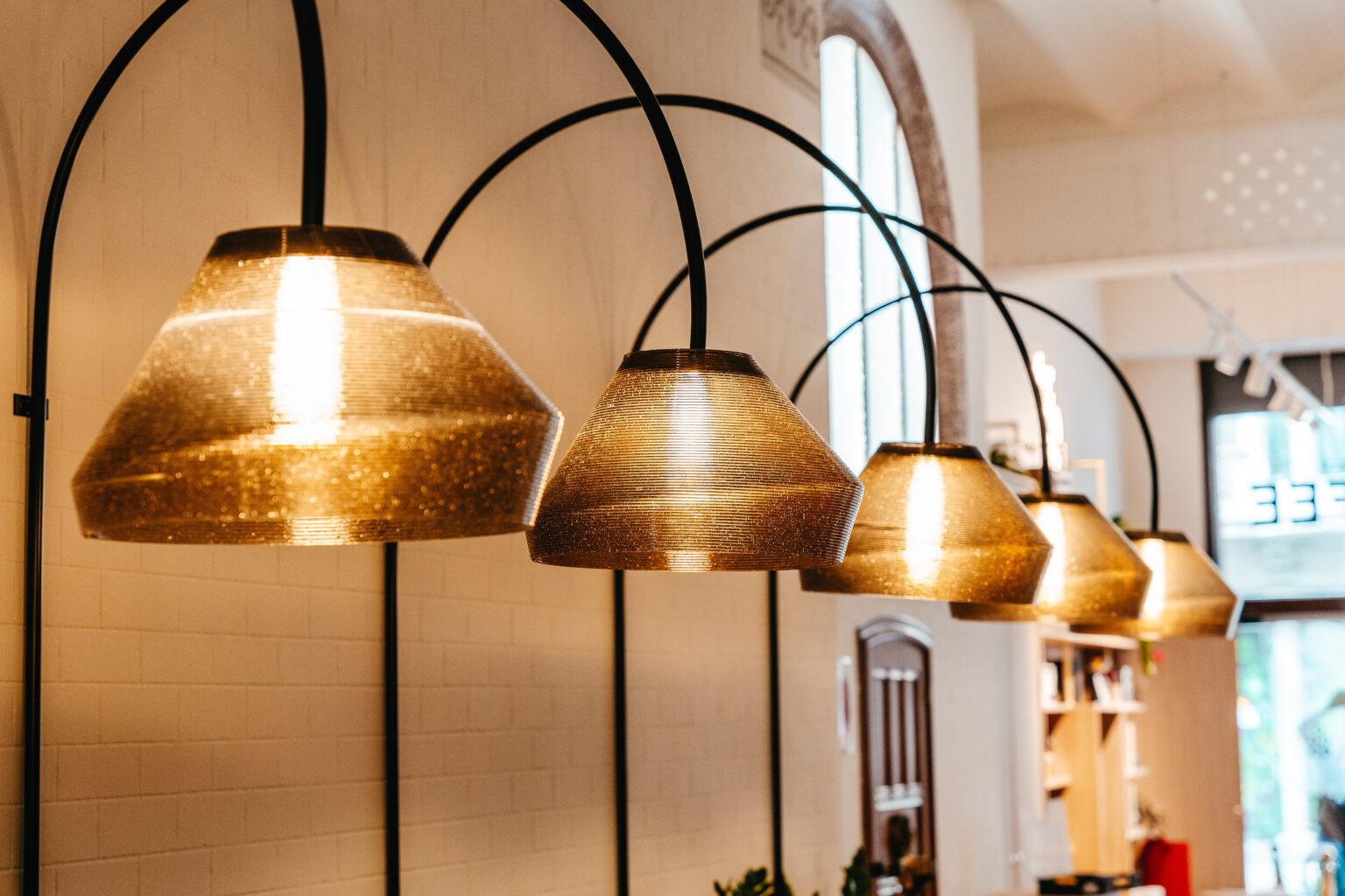 The Circular Design of D·Origen Coffee Shop in Barcelona | by LOWPOLY ...