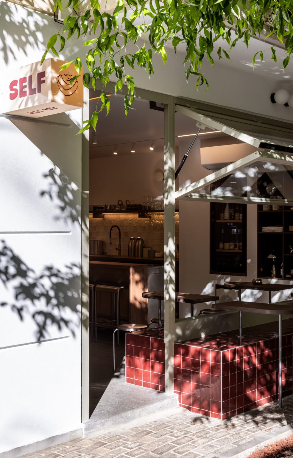 INTERIORS WE LOVE: Self the place in Volos | by blanc studio - Archisearch
