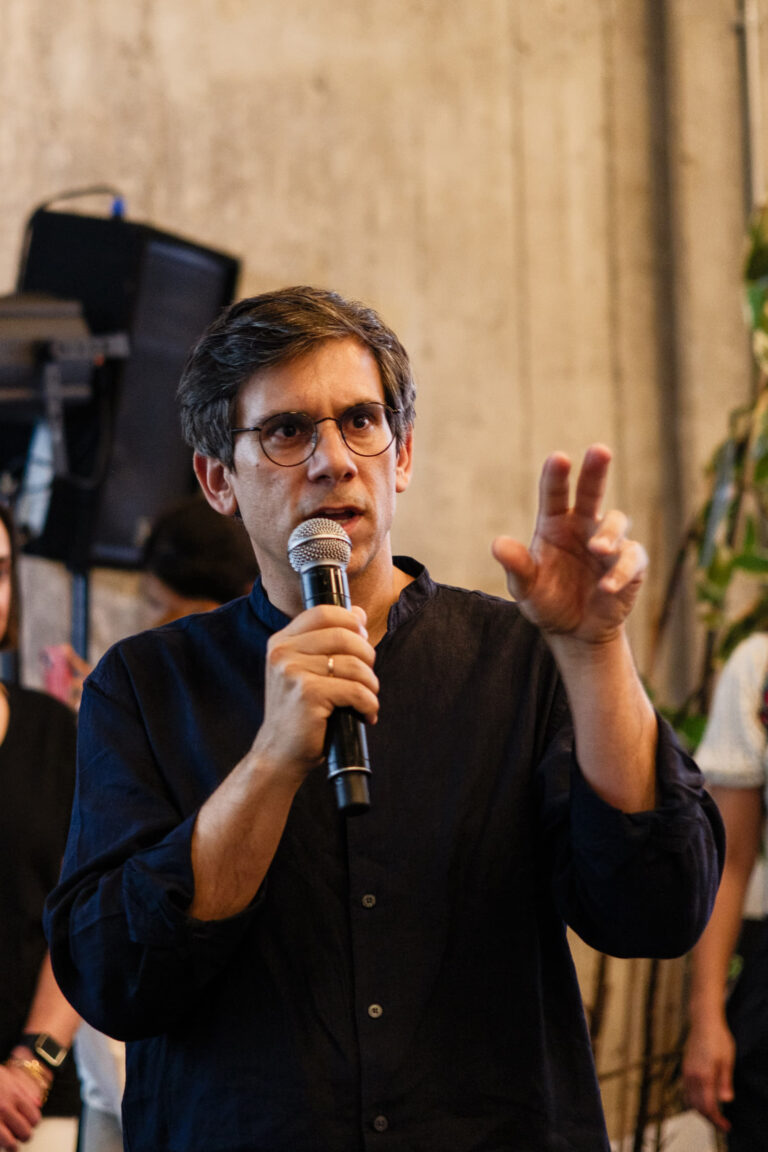 BEAUTY INTERROBANG | FRIDAY MATTERS by K-Studio - Archisearch