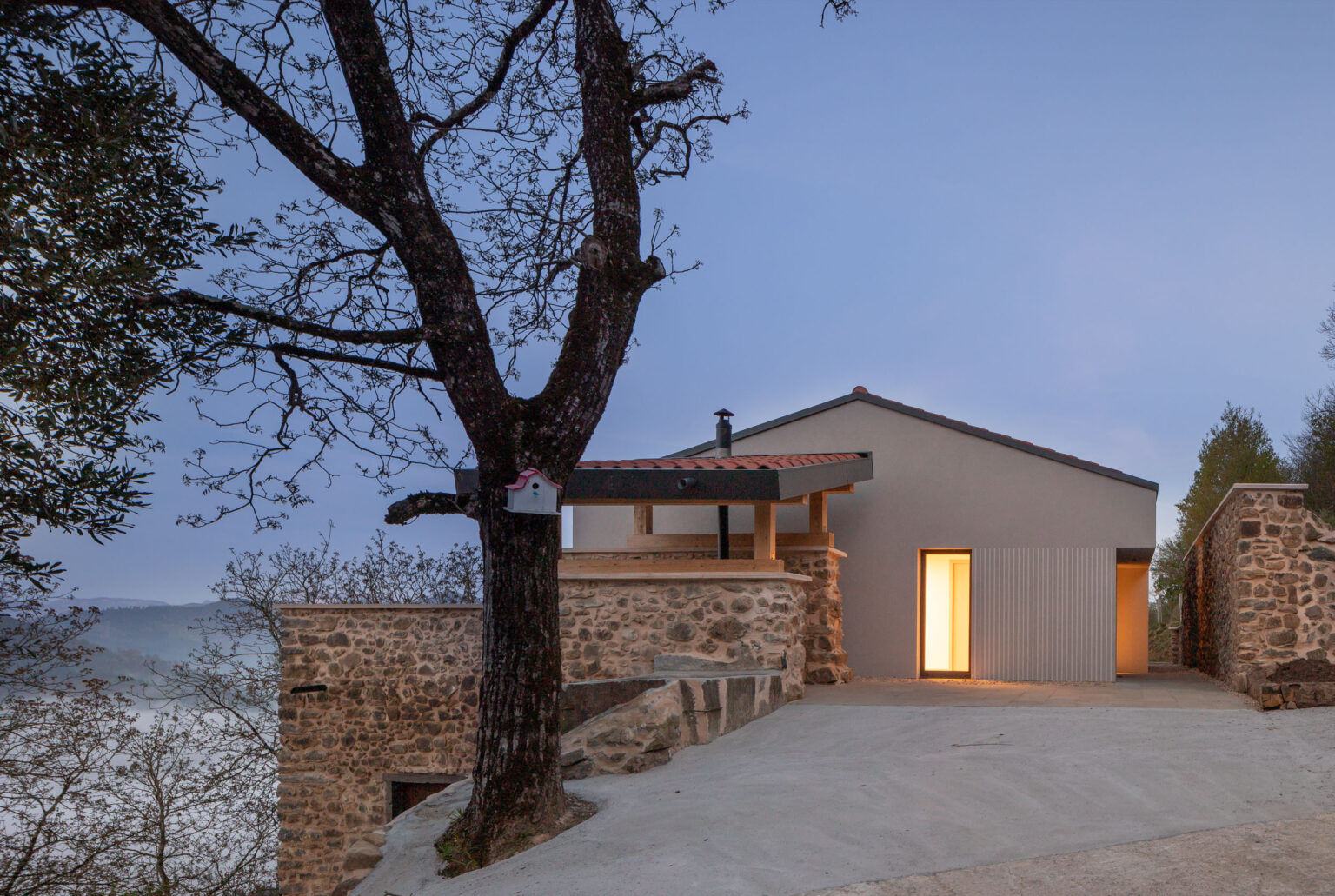 Reconstruction of Caserio Korta in Spain | by Estudio Onyon Arquitectura