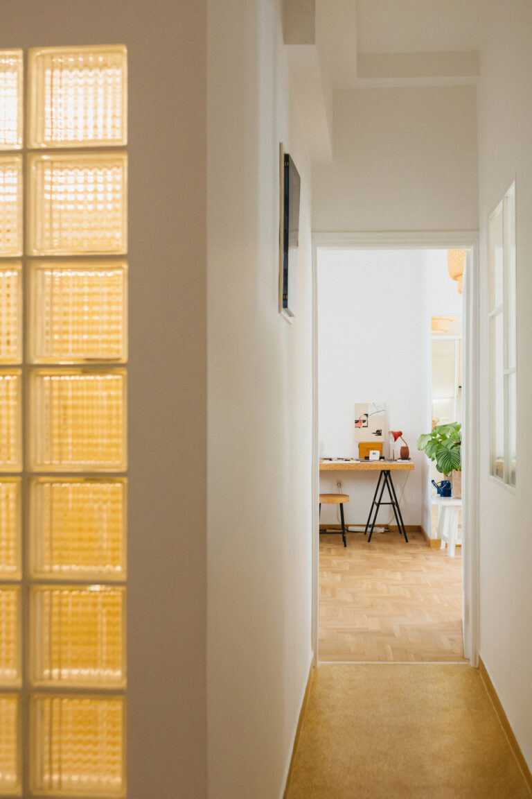 Chartotte apartment renovation in Kypseli | Threshold architecture studio