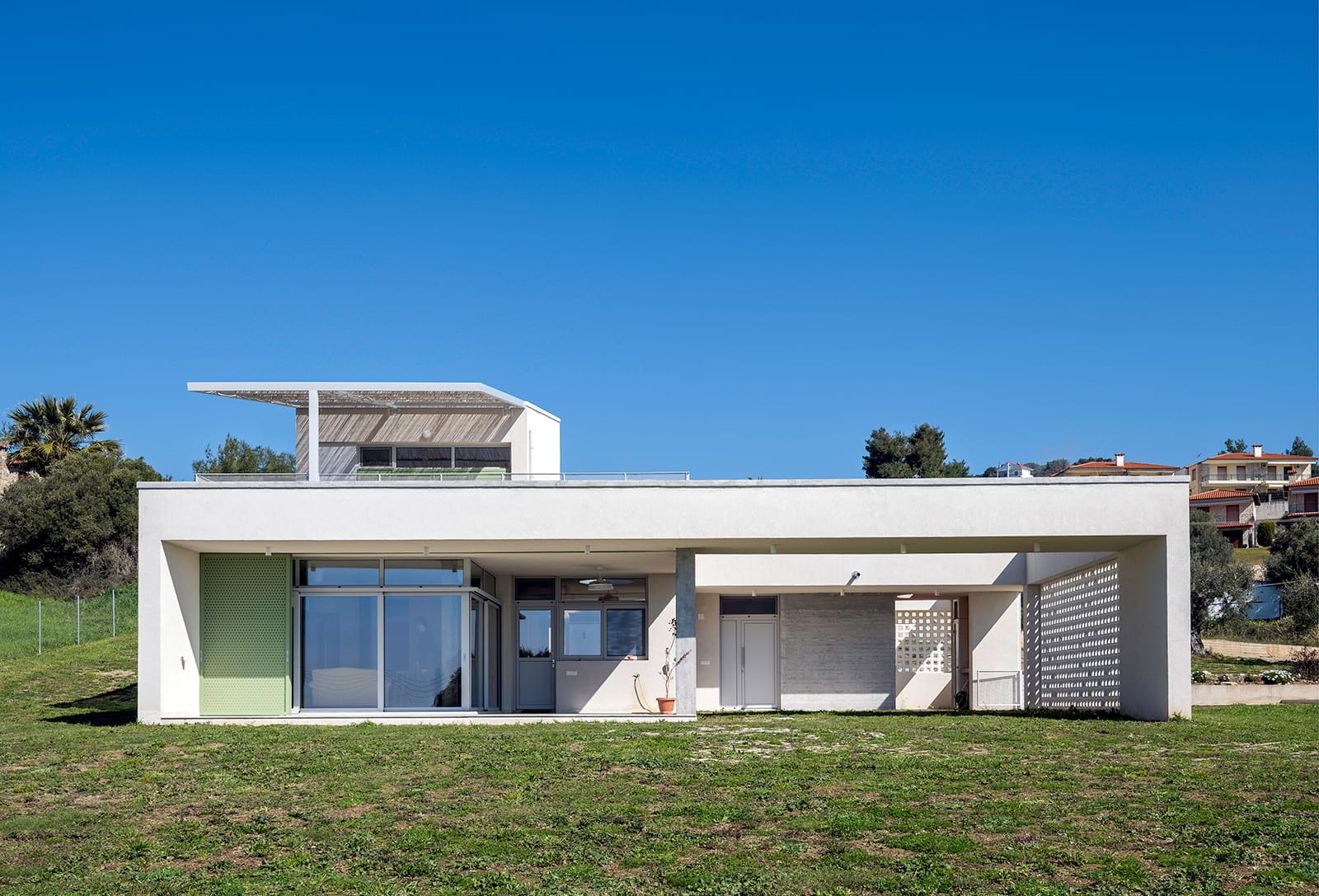 Nea Skioni FATURA_yerolymbos 05 copy_cover - Archisearch