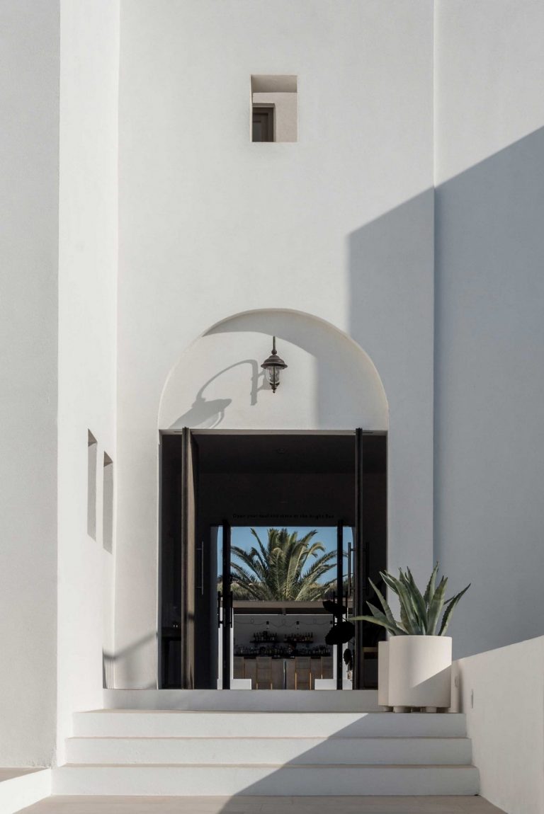PARILIO is inspired by the stripped magnificence of cycladic ...
