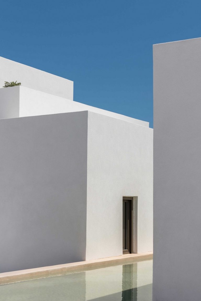 PARILIO is inspired by the stripped magnificence of cycladic ...