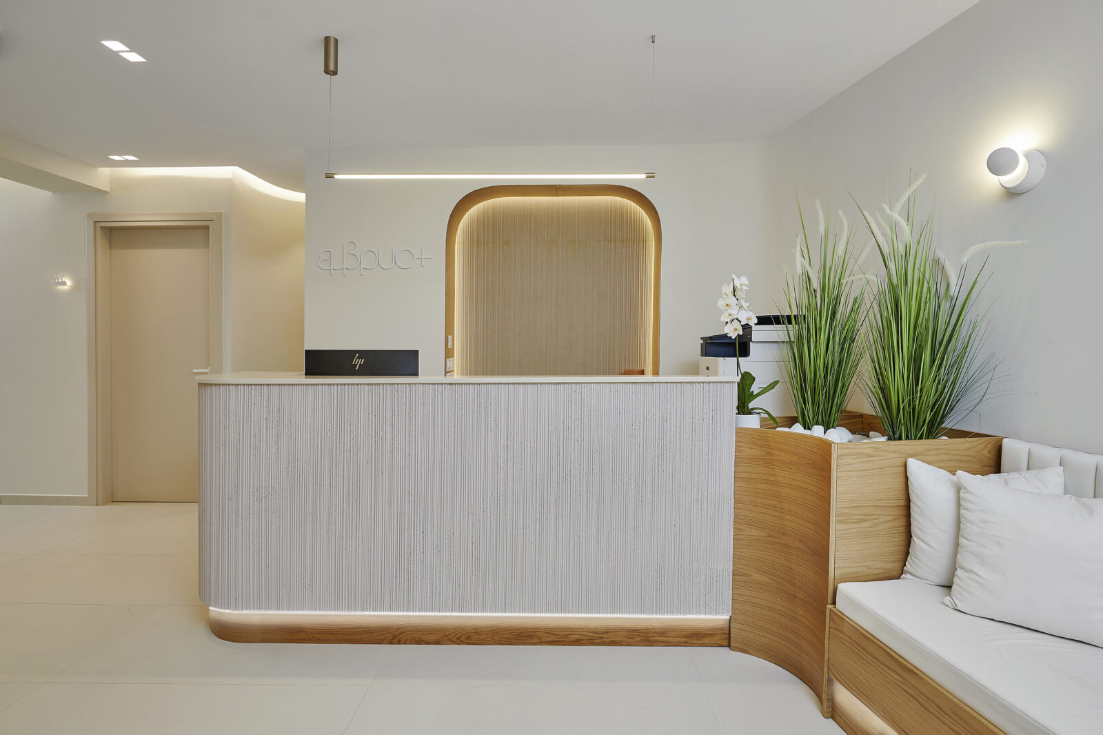 embryo+ Fetal Medicine Centre | by Amalgama Architects - Archisearch