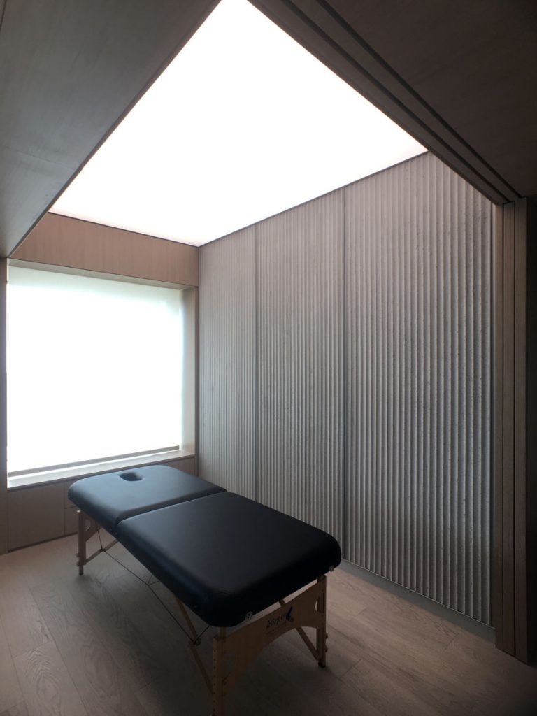 Residence at Dynasty Heights in Hong Kong | Plot Architecture Office