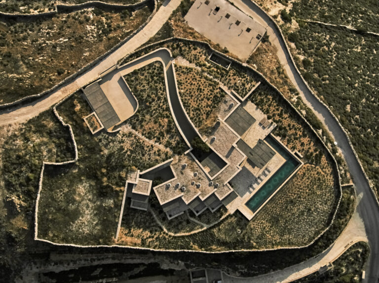 RingDrone-06-2048x1534 - Archisearch