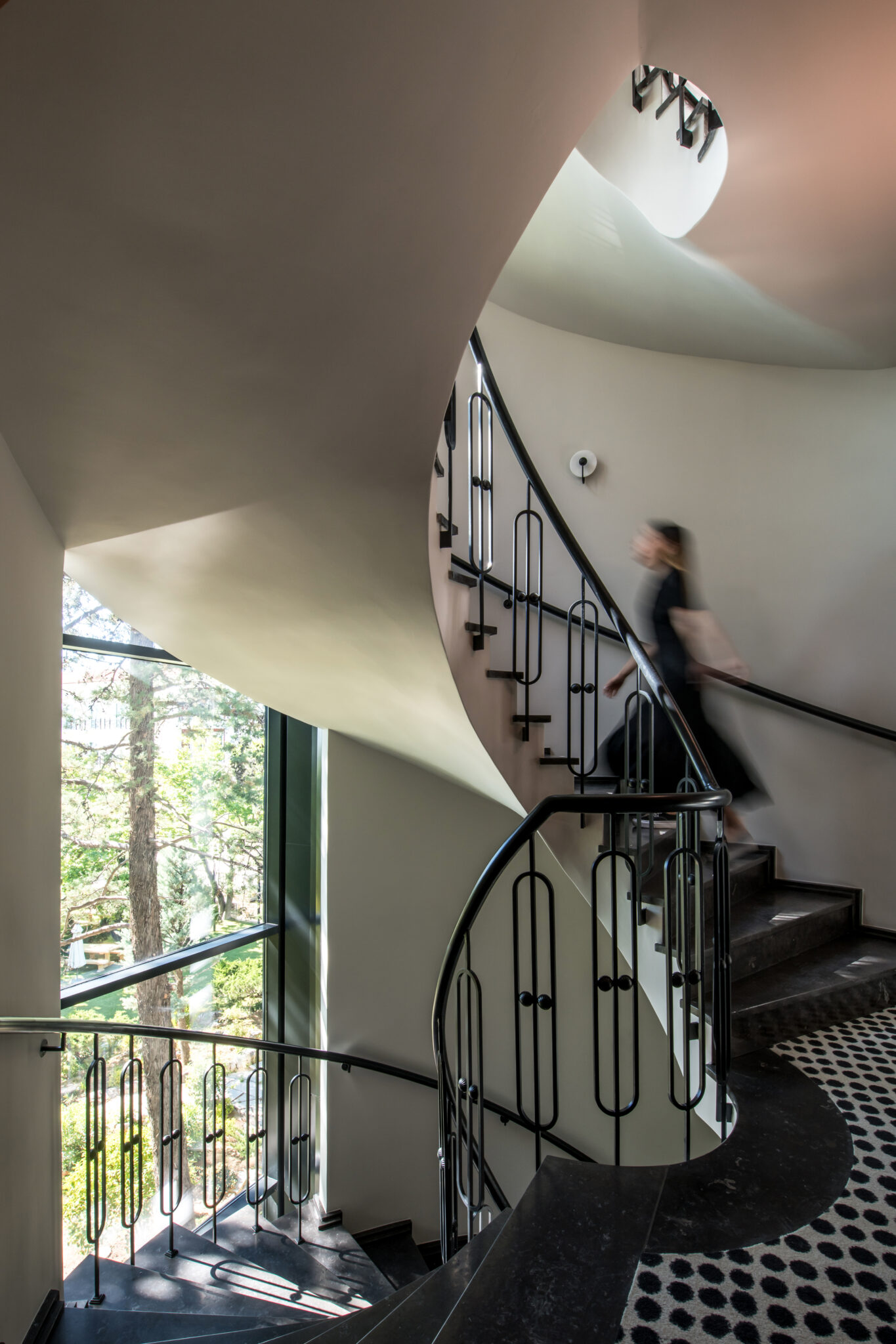 SAY hotel: the transformation of a 50's building into a new hotel ...