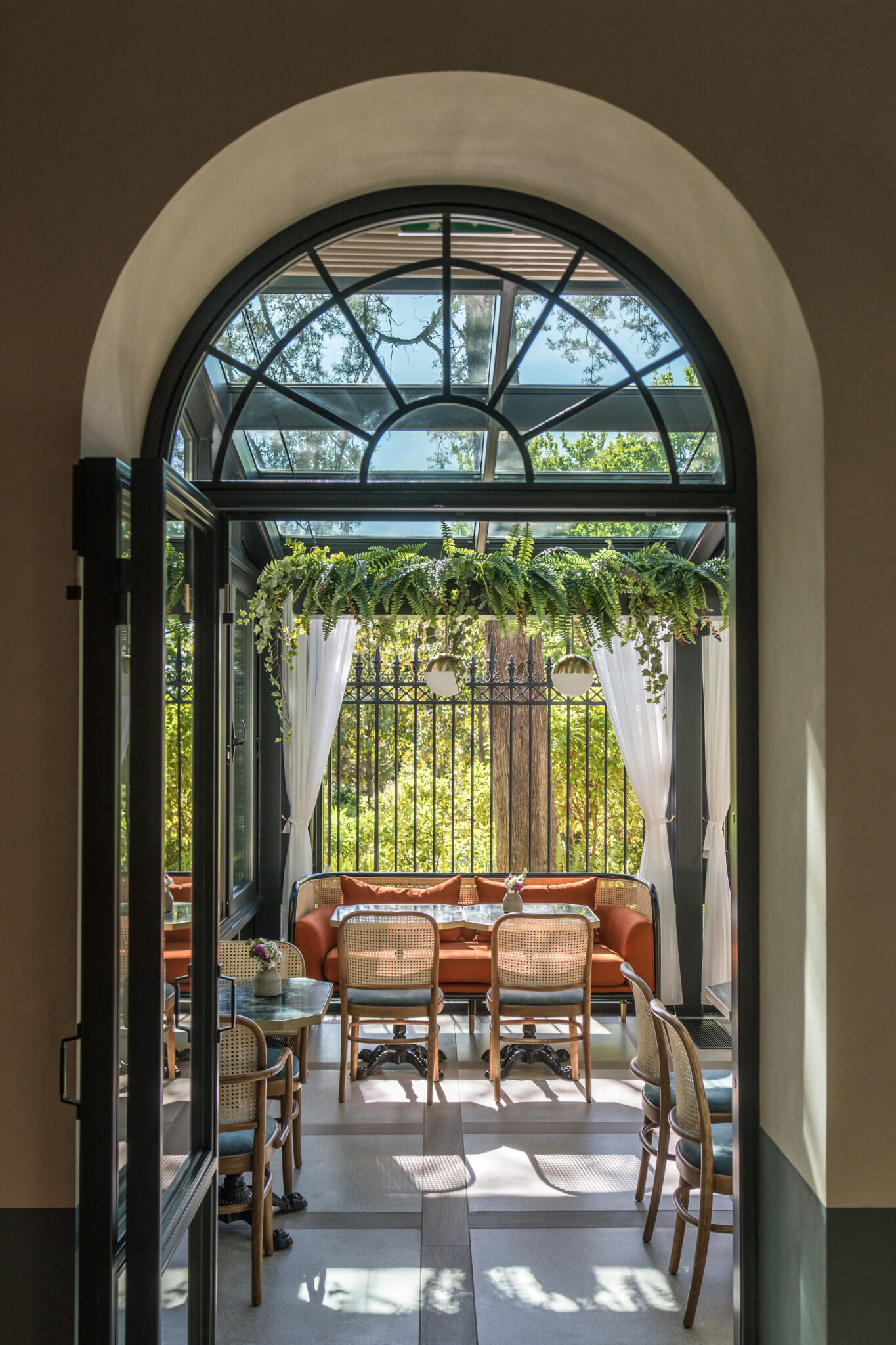 SAY hotel: the transformation of a 50's building into a new hotel ...