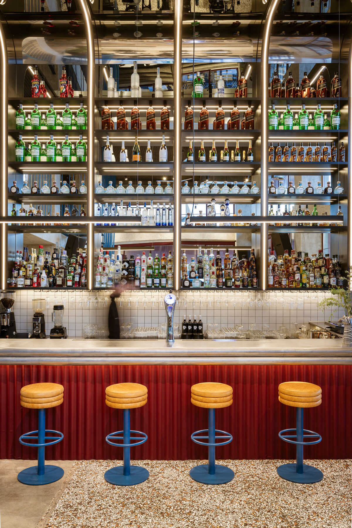 Skrew_034 - Archisearch