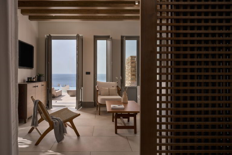 Outdoor edge living project, Ios grand pool suites | by Taka+Partners