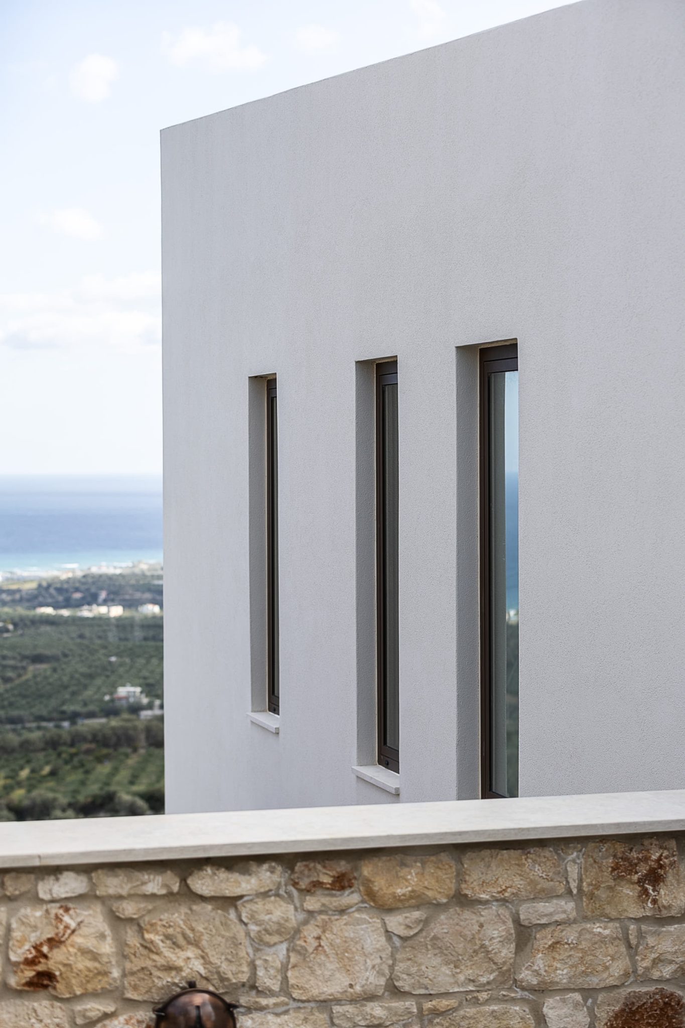 A Contemporary Tower Residence in Dialogue with History - Maroulas ...