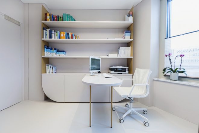 ZLT – Medical Office at the Limmat Tower in Zurich | Fluo architecture ...