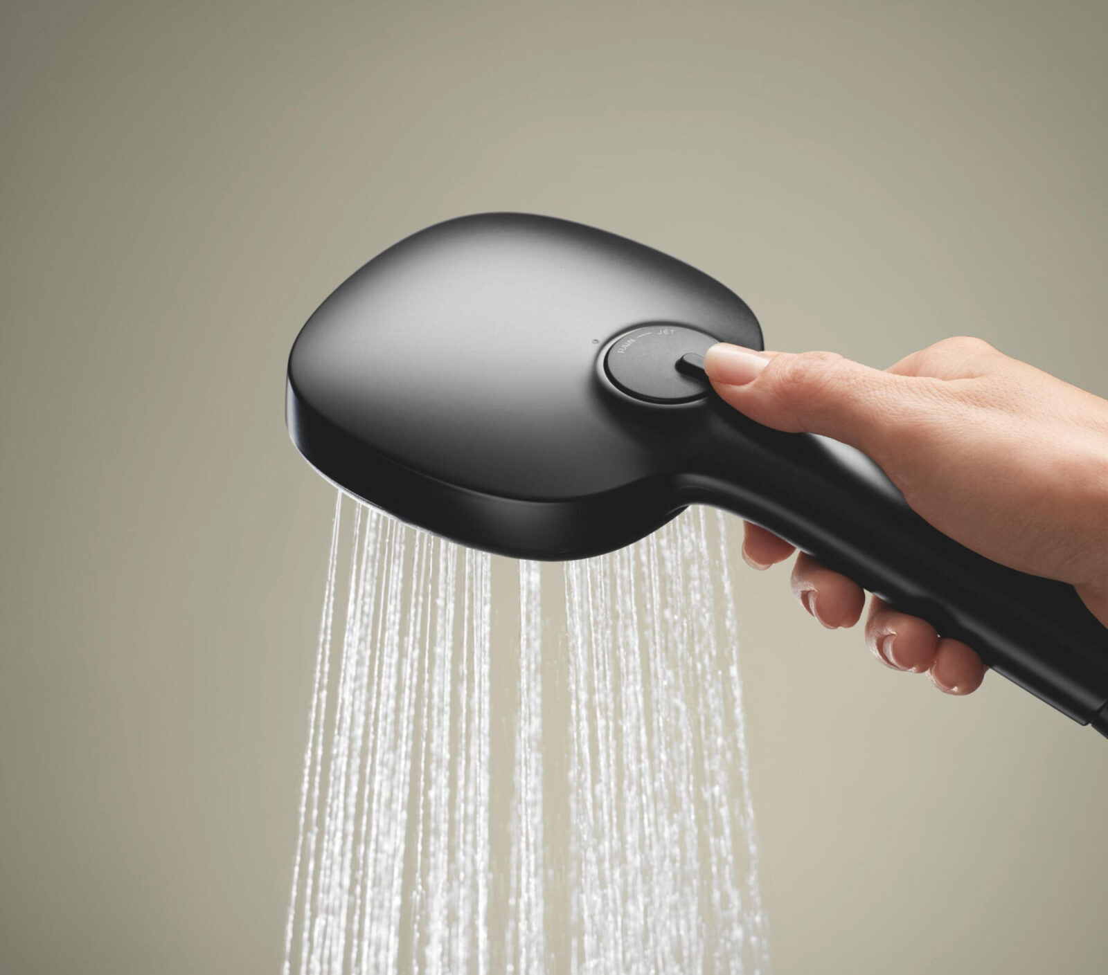 GROHE survey: 5 consumer priorities when buying a shower system