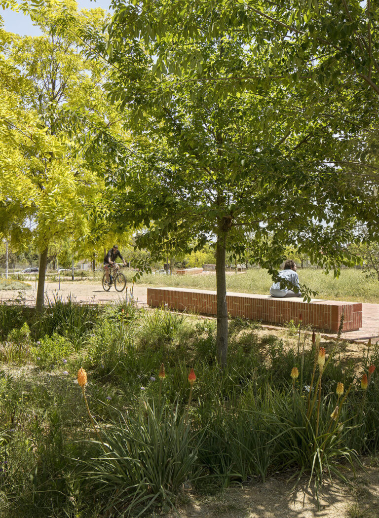 Boca de la Mina Promenade in Reus, Spain | by Batlleiroig Arquitectura - Archisearch