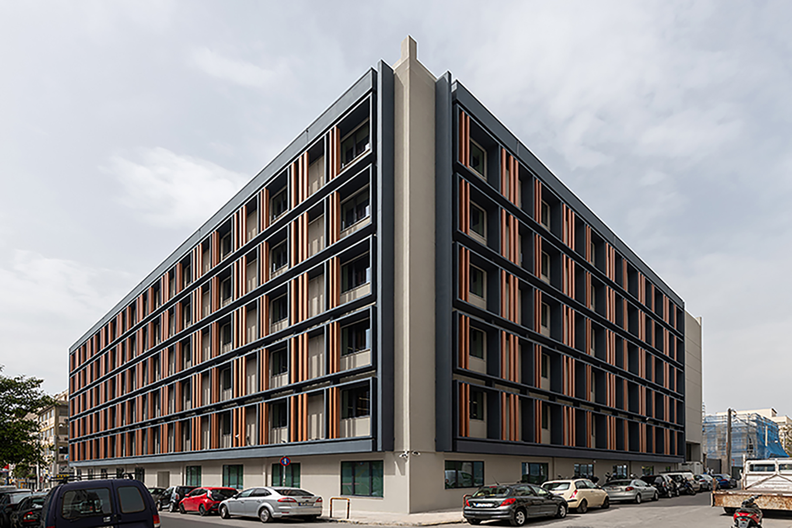 PPP2_Building Complex at Piraeus: a state-of-the-art complex of office ...