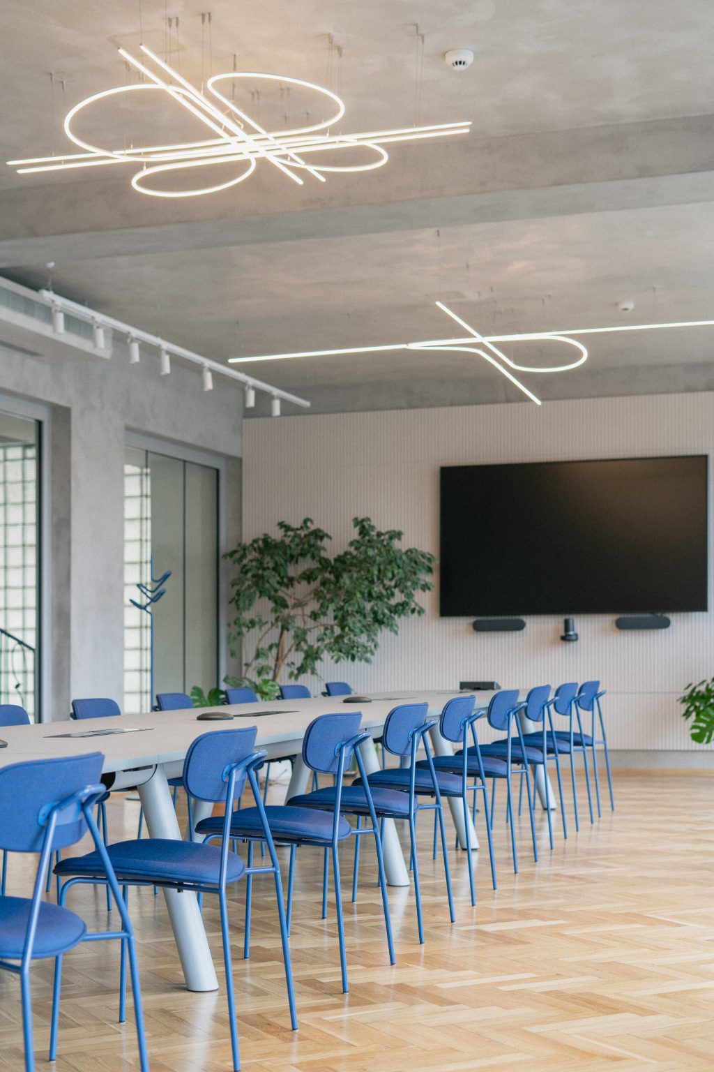 cosmo-pudis-offices-petr-moschner-10 - Archisearch