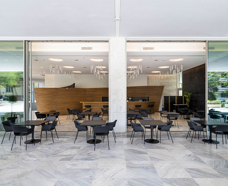 foyer-2-t2ir - Archisearch