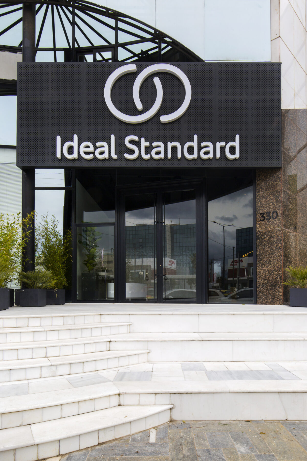 ideal-standar-roberto-palomba (5) - Archisearch